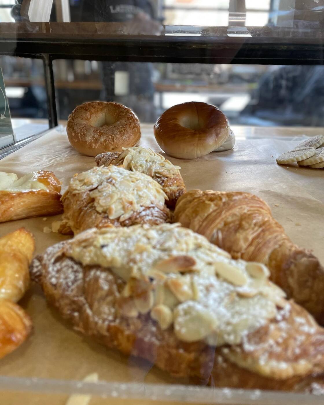 Neighborhood coffee shop | Fiddle Leaf Cafe